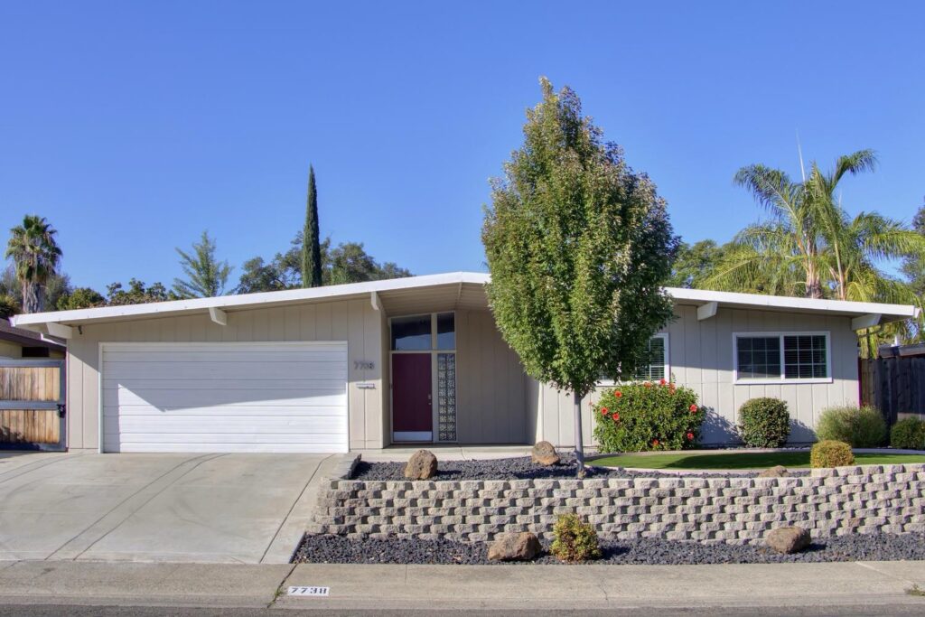 Just listed: MCM in Citrus Heights - Sacramento Modern Homes